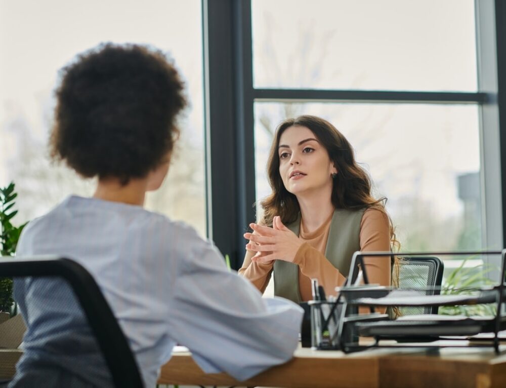 Customer Service Conflict Resolution Guide (Types & Strategies ...